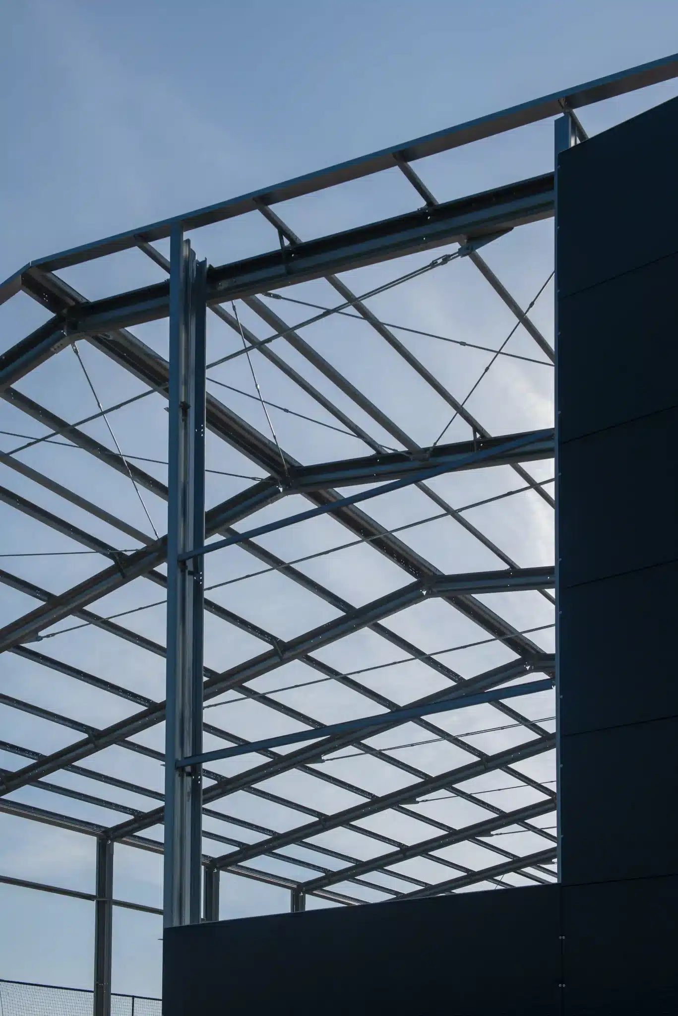 Discover The Applications Of Industrial Buildings | Frisomat