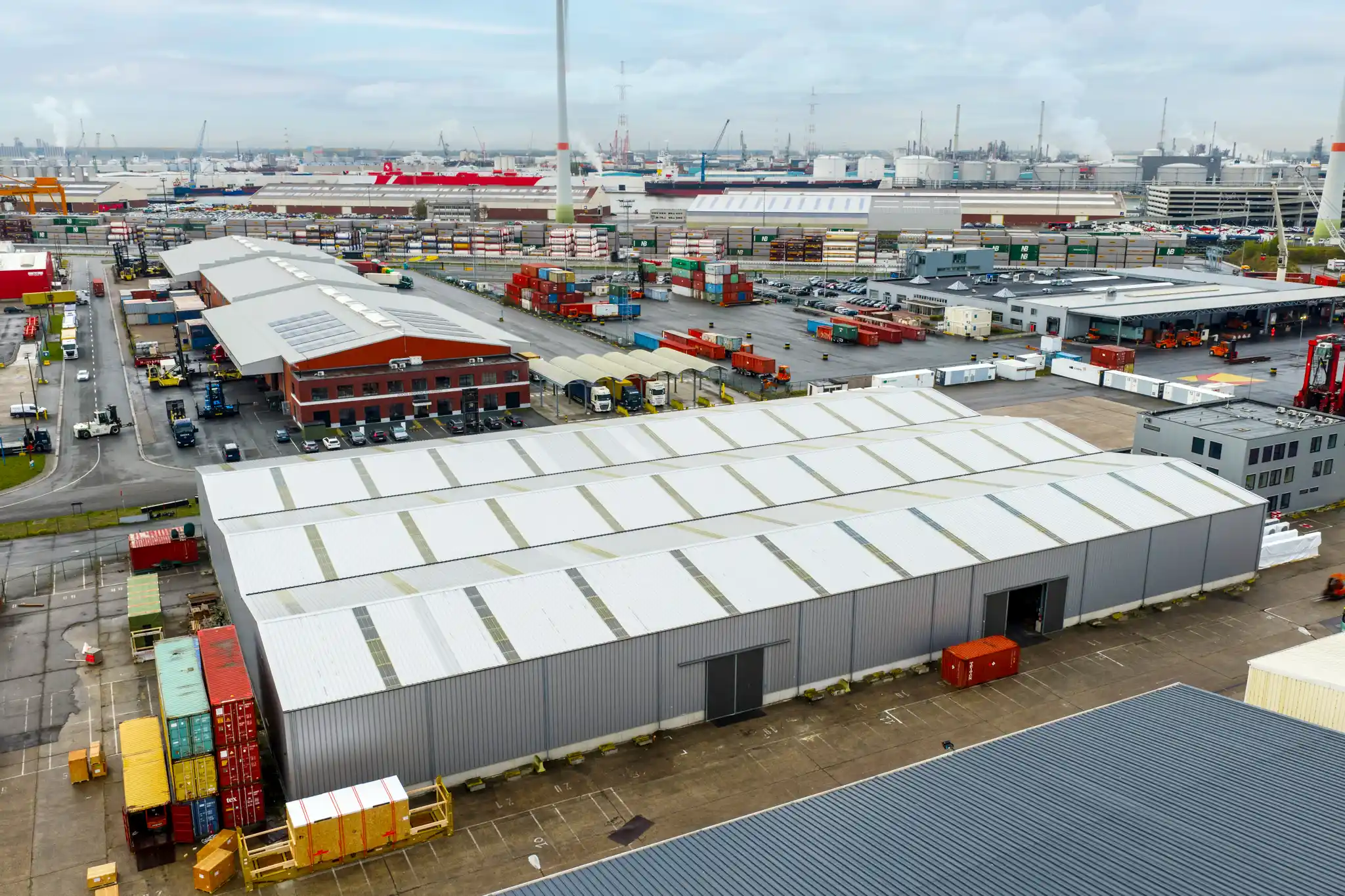 Warehouse In The Port Of Antwerp For DEUFOL | Frisomat